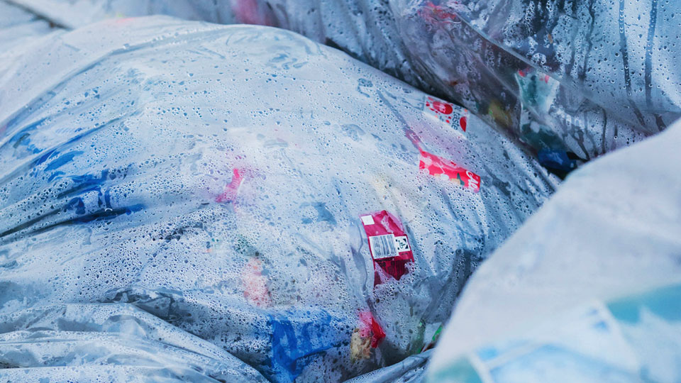 Materialåtervinning av plast